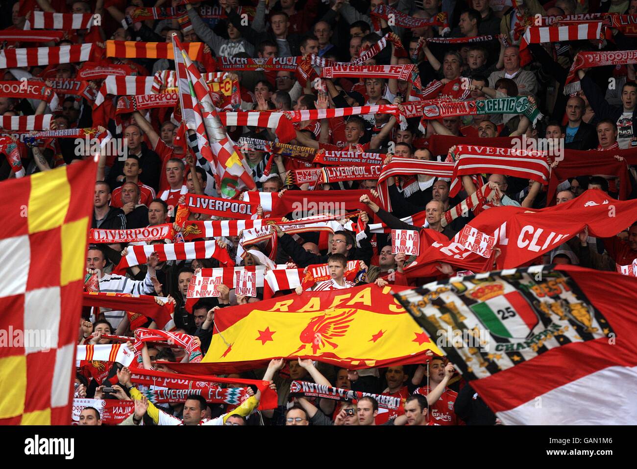 The liverpool fans cheer on their team hi-res stock photography and ...