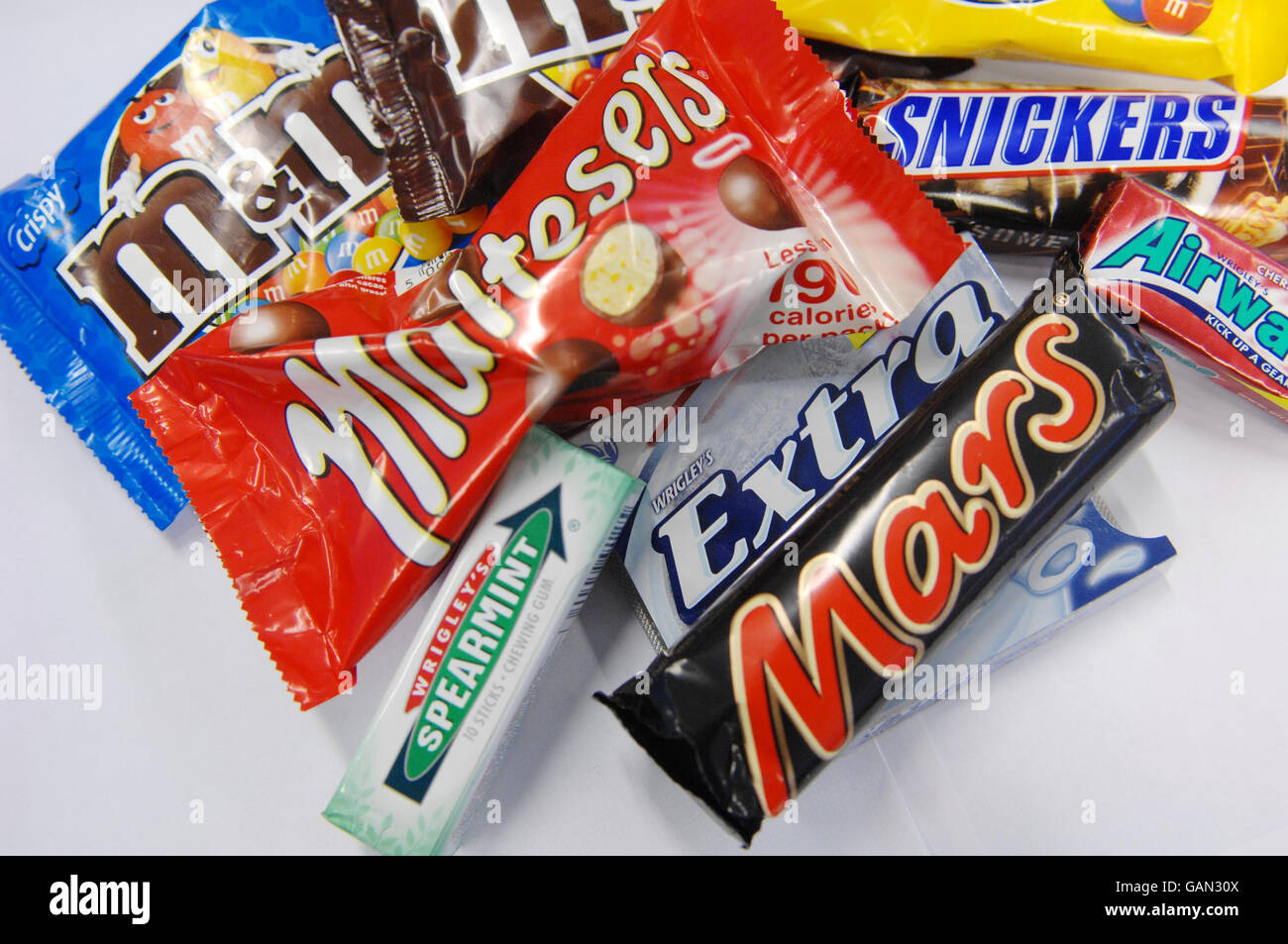Extra chewing gum hi-res stock photography and images - Alamy