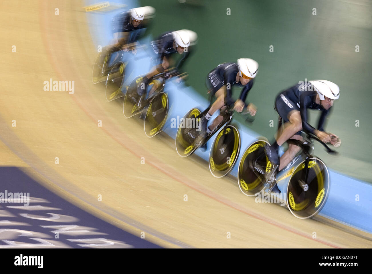 New zealand mens team pursuit hi-res stock photography and images - Alamy