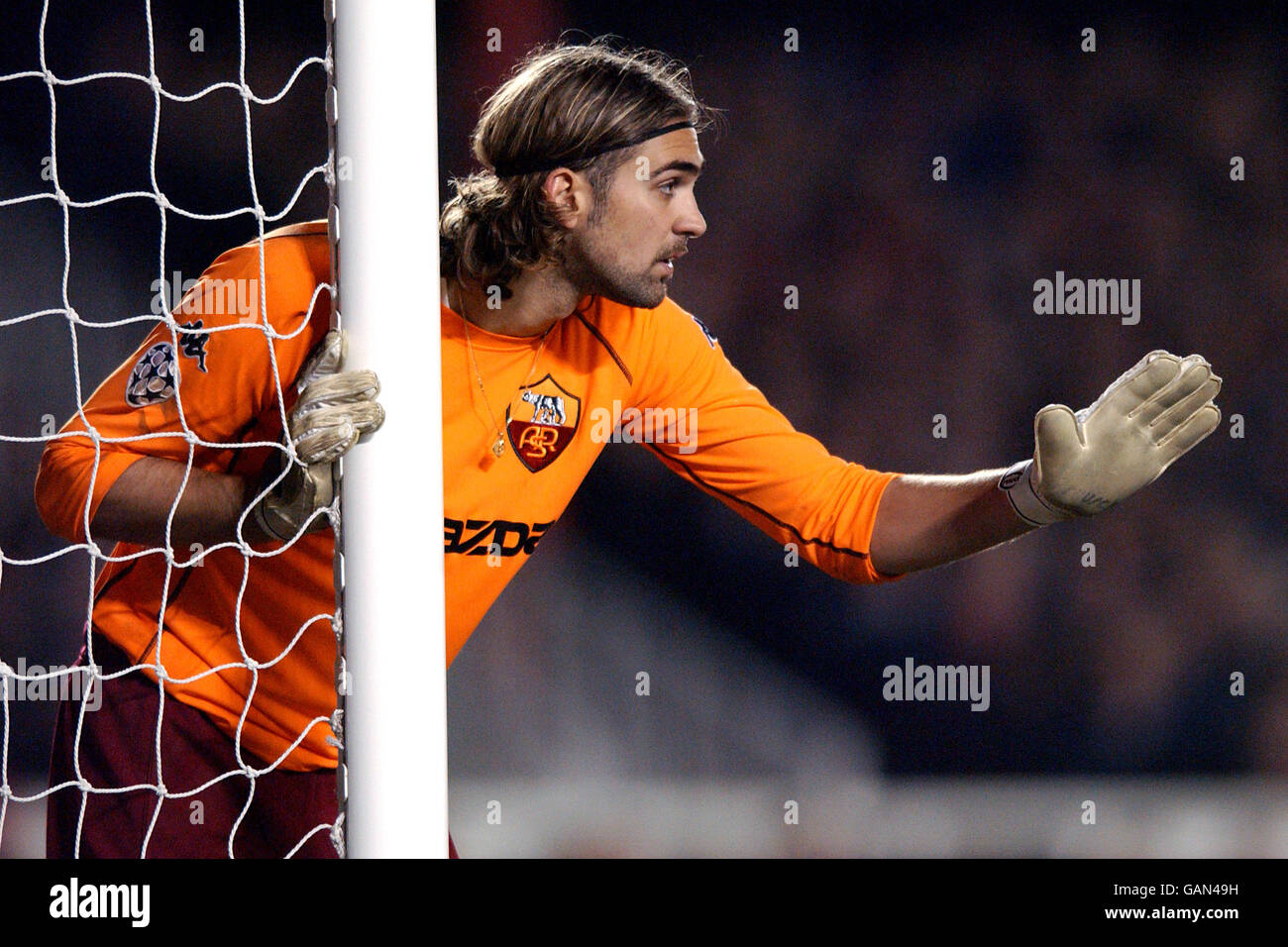 Romas goalkeeper ivan pelizzoli hi-res stock photography and images - Alamy