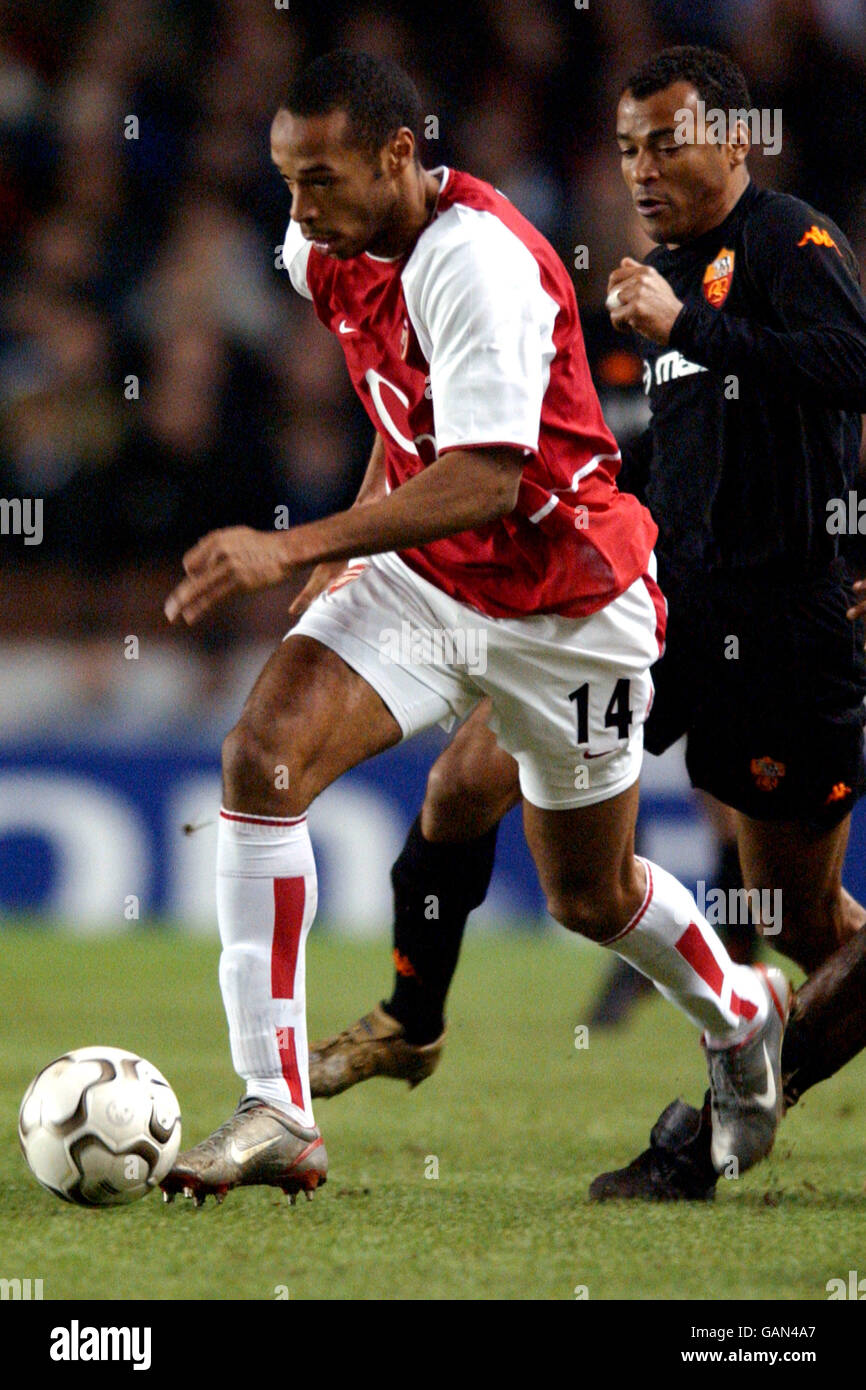 Soccer - UEFA Champions League - Group B - Arsenal v Roma. Arsenal's ...