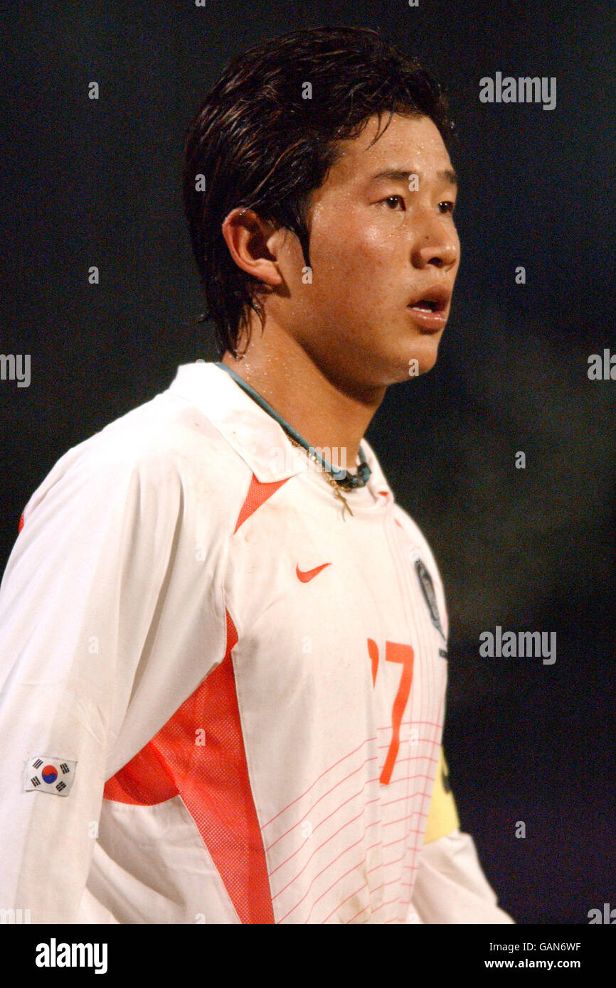 Min lee hi-res stock photography and images - Alamy