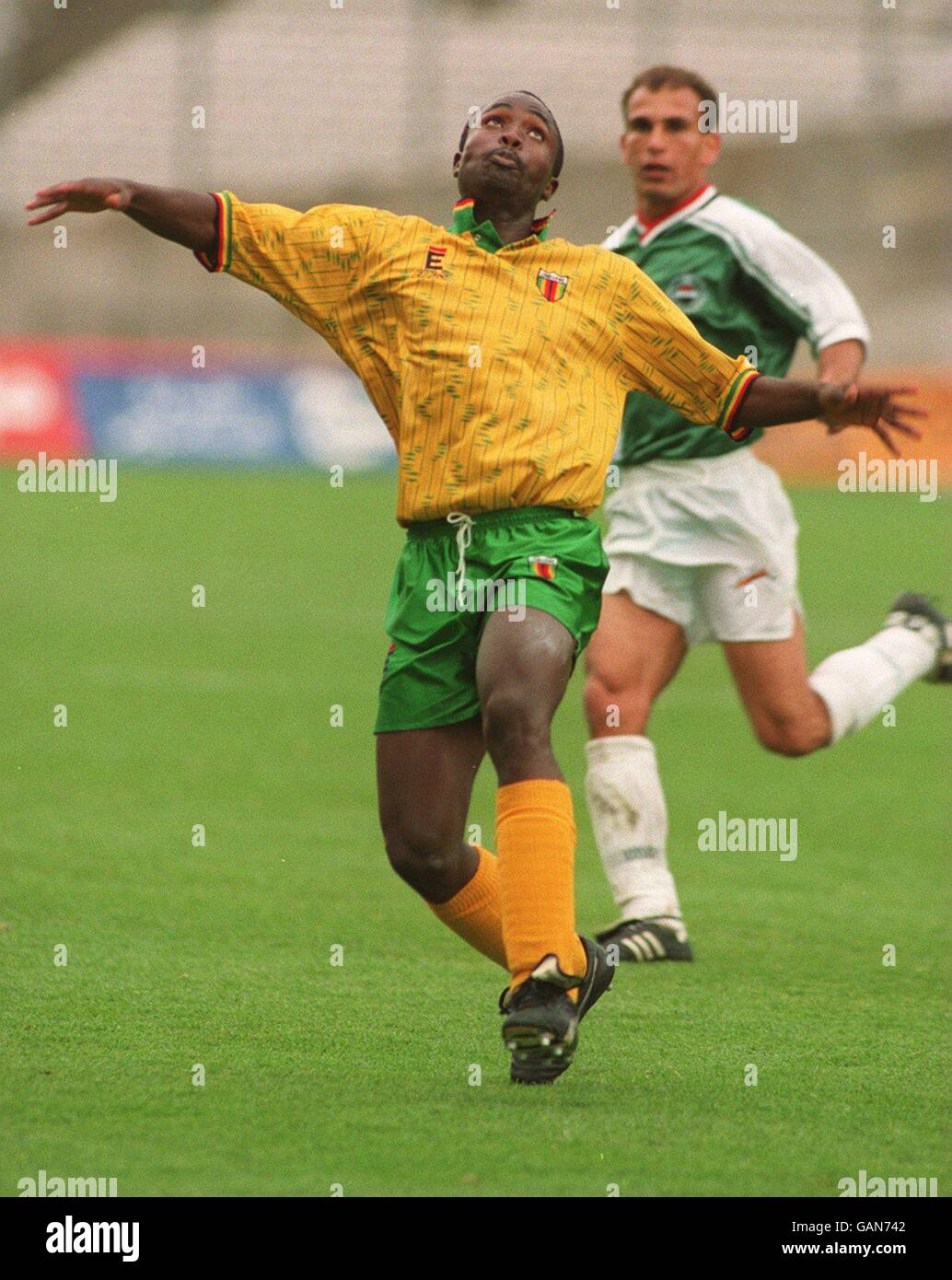 WORLD CUP QUALIFIER. ARGENT SAWU, ZIMBABWE Stock Photo - Alamy