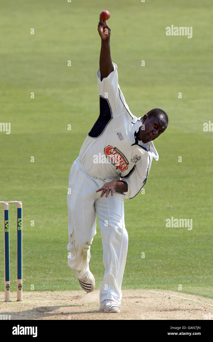 Cricket - Liverpool Victoria County Championship - Division One - Day ...