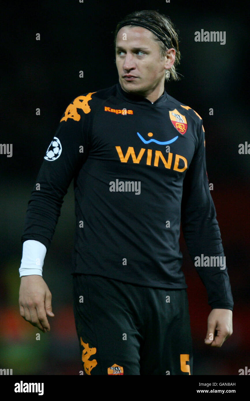 Old trafford philippe mexes hi-res stock photography and images - Alamy