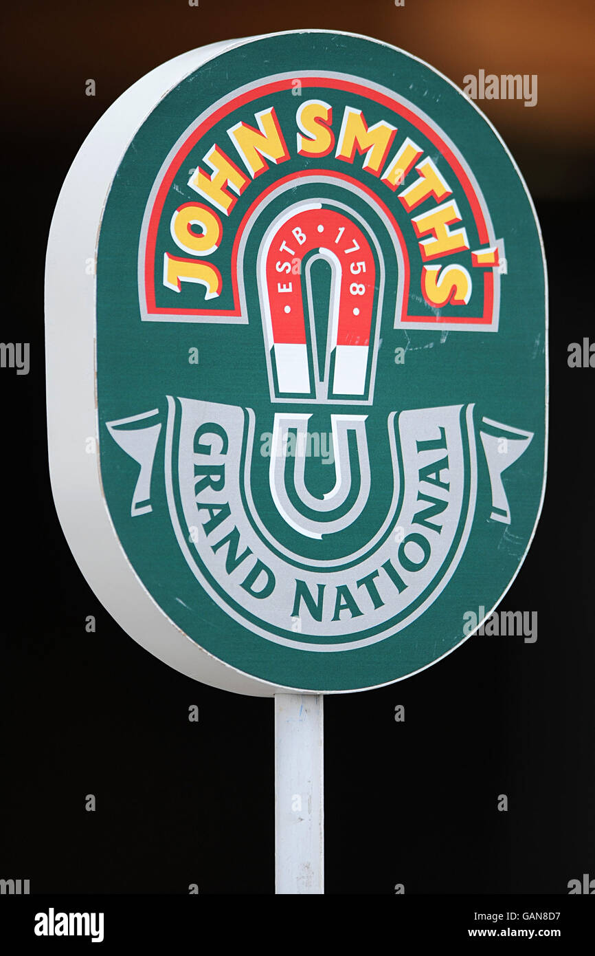 John smiths grand national signage hi-res stock photography and images ...