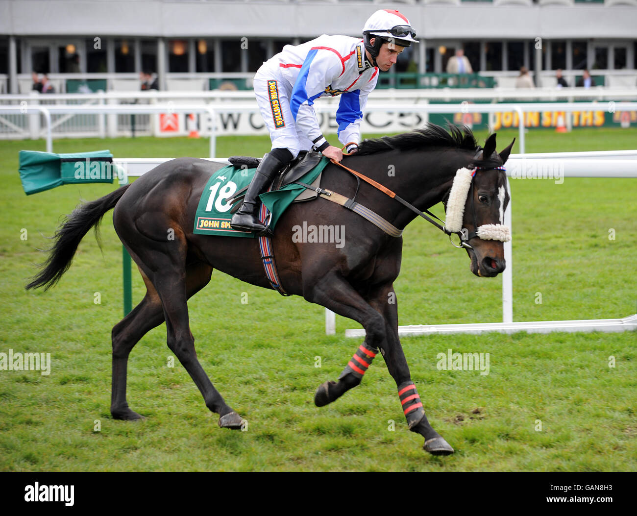 Horse Racing - The 2008 John Smith's Grand National Meeting - Aintree ...