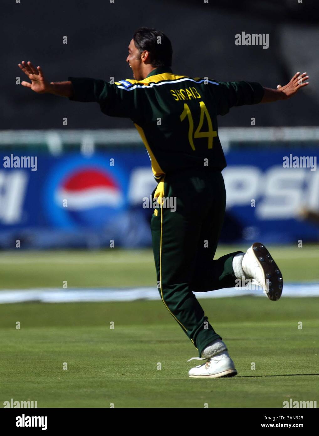 Cricket - World Cup 2003 - England v Pakistan Stock Photo - Alamy