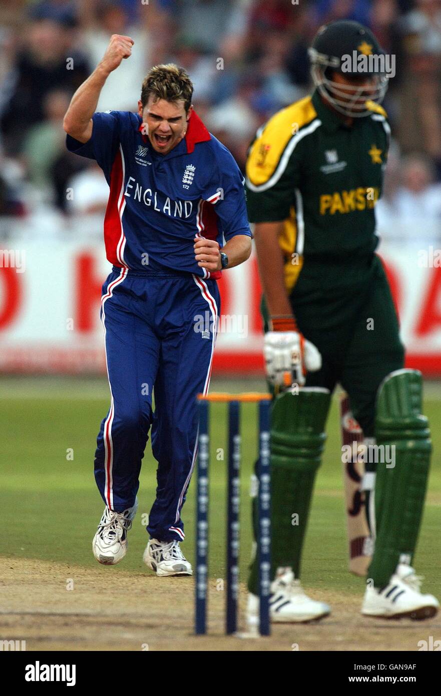 Cricket - World Cup 2003 - England v Pakistan Stock Photo - Alamy