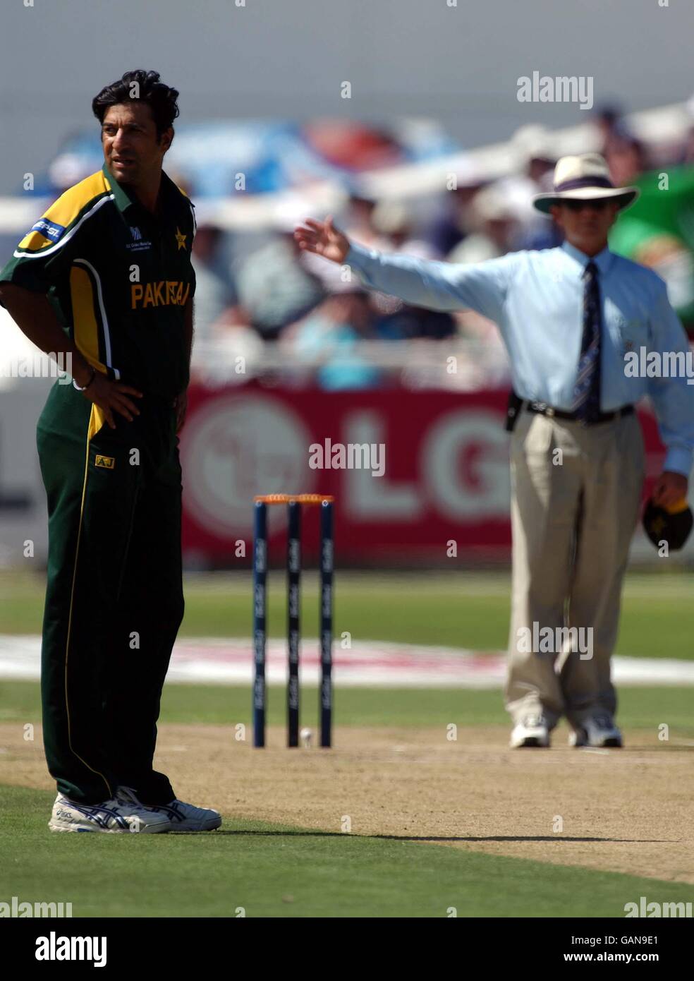 Cricket - World Cup 2003 - England v Pakistan Stock Photo - Alamy