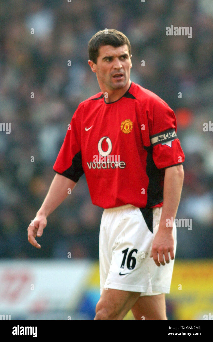 Manchester utd captain roy keane hi-res stock photography and images ...