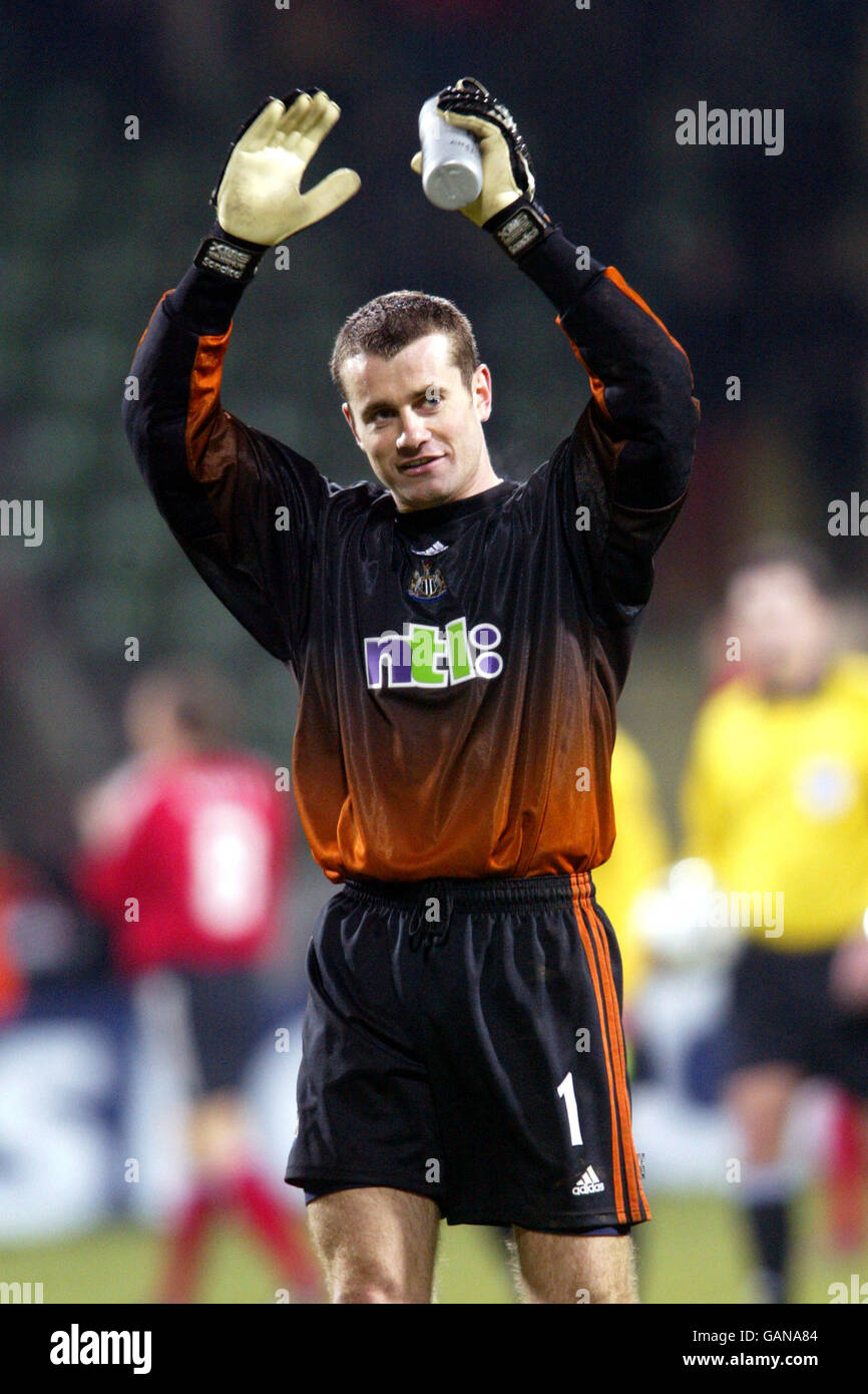 Shay given of newcastle united celebrates victory hi-res stock ...