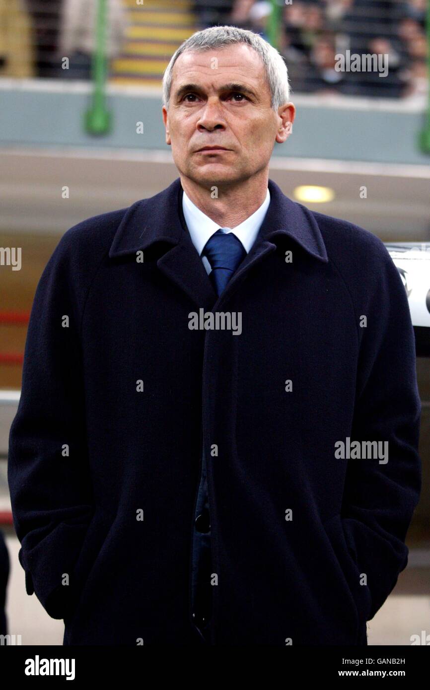 Hector cuper inter hi-res stock photography and images - Alamy