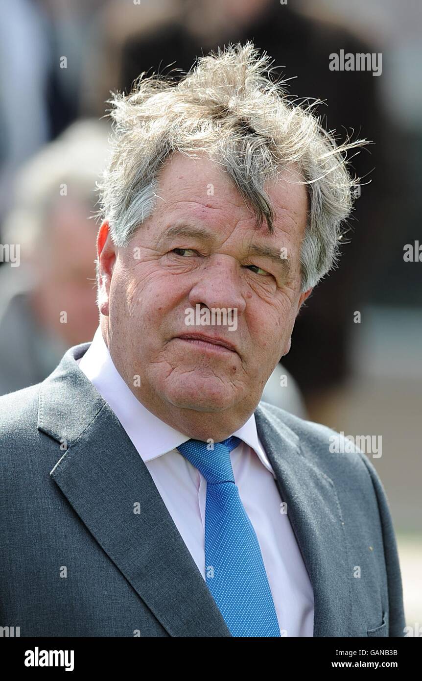 Tryst hi-res stock photography and images - Alamy