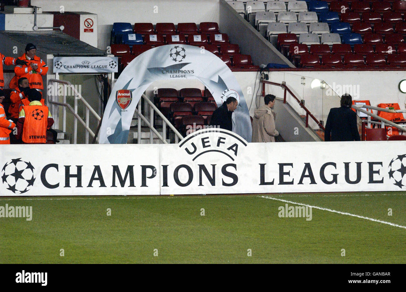 Signage uefa champions league hi-res stock photography and images - Alamy