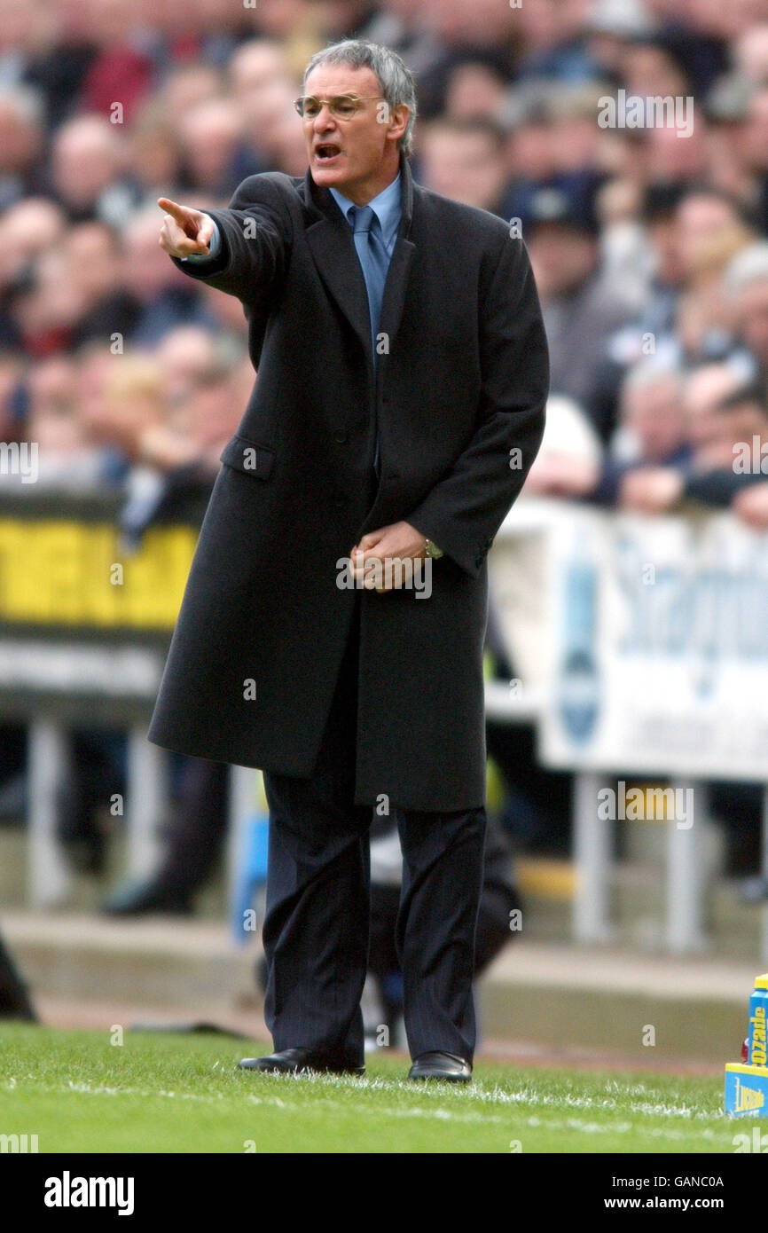 Soccer - FA Barclaycard Premiership - Newcastle United v Chelsea ...