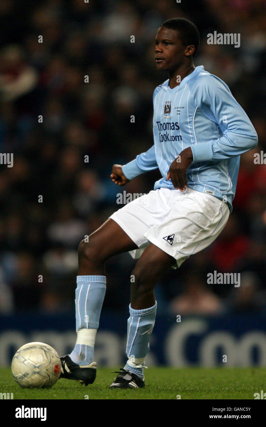 Fa youth cup final manchester city hi-res stock photography and images ...