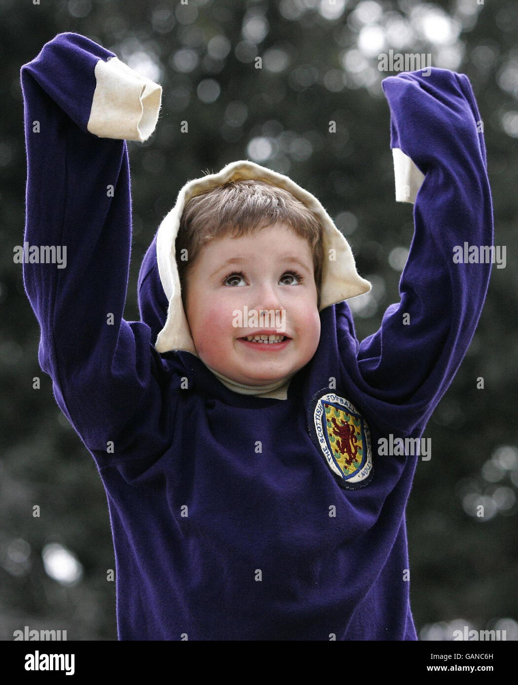 Billy bremner 1970 hi-res stock photography and images - Alamy