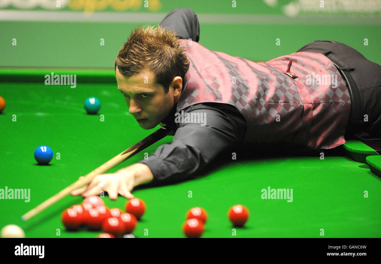 Snooker - 888.com World Snooker Championships - Day Four - The Crucible ...