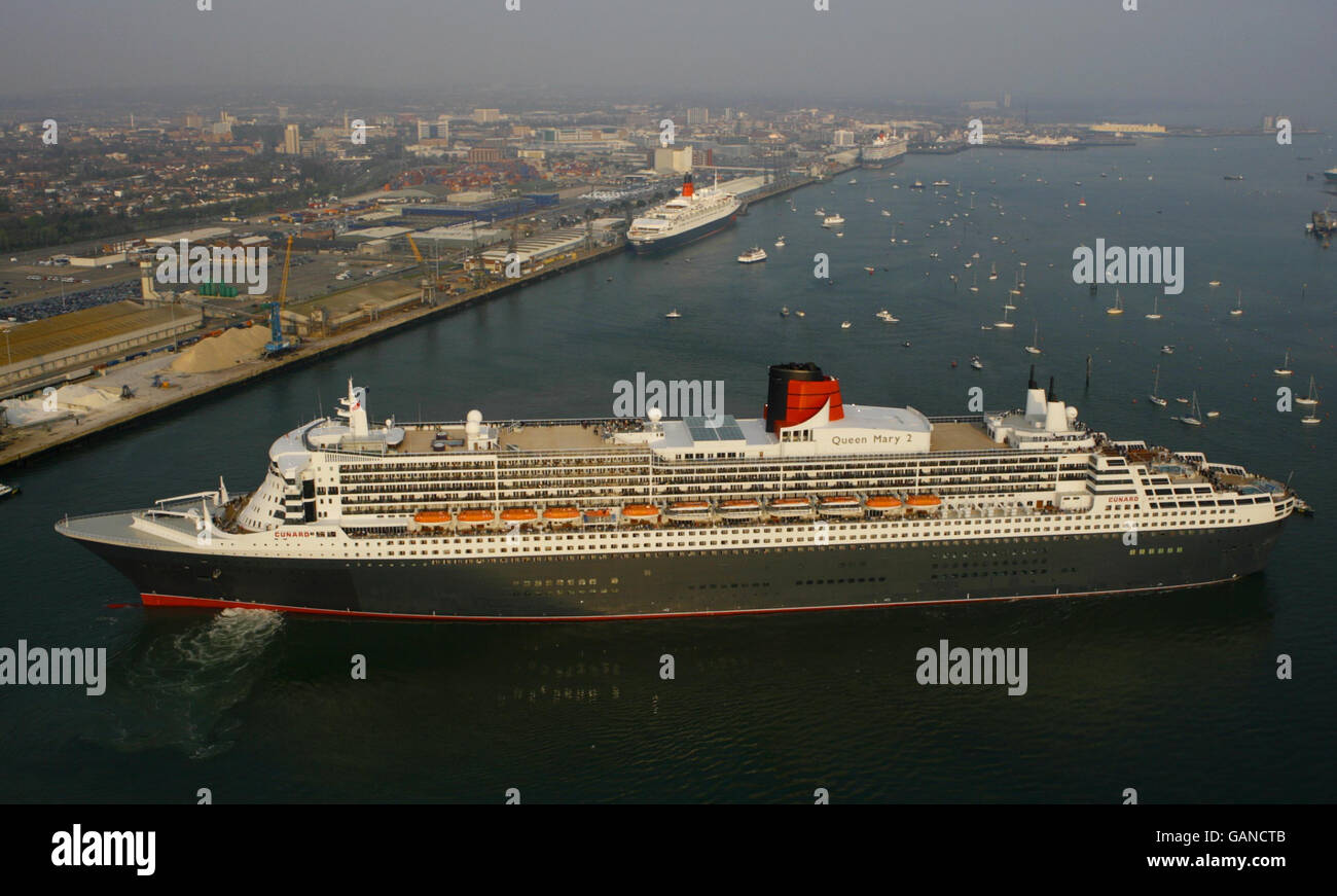 Cunard Fleet High Resolution Stock Photography and Images - Alamy