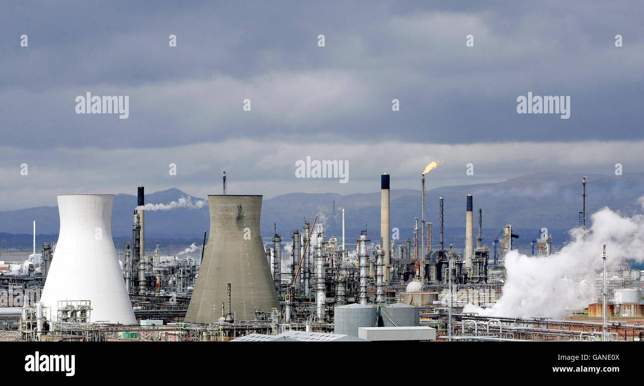 Ineos refinery grangemouth hi-res stock photography and images - Alamy