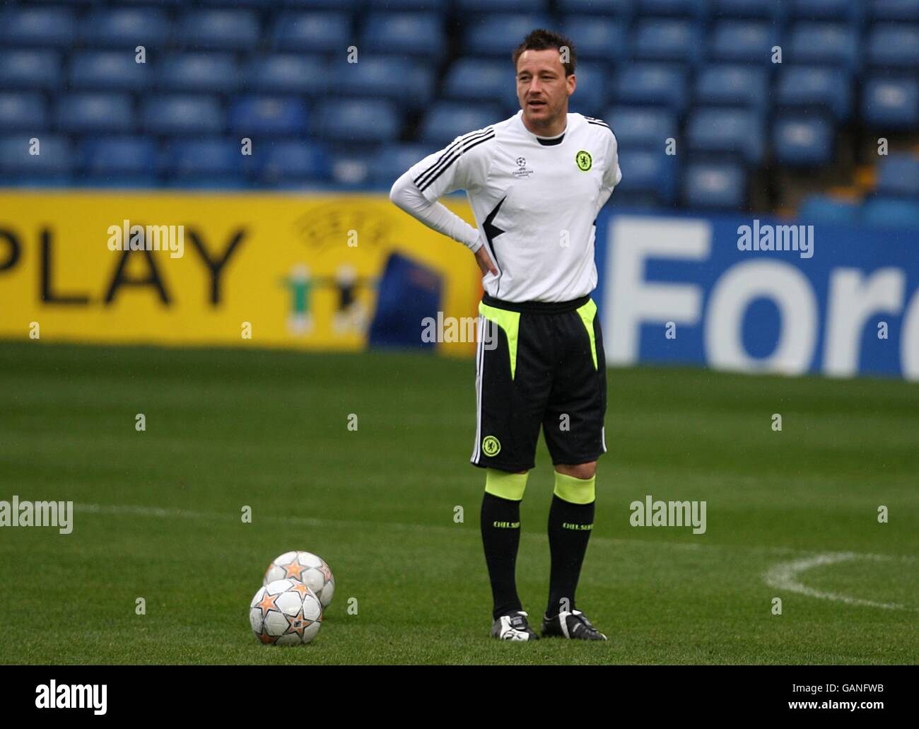 John terry champions league final hi-res stock photography and images ...