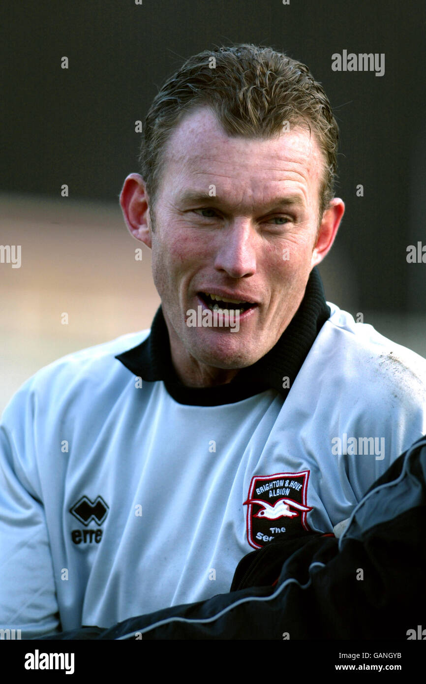 Brighton & Hove Albion's goalkeeper Dave Beasant playing against his ...