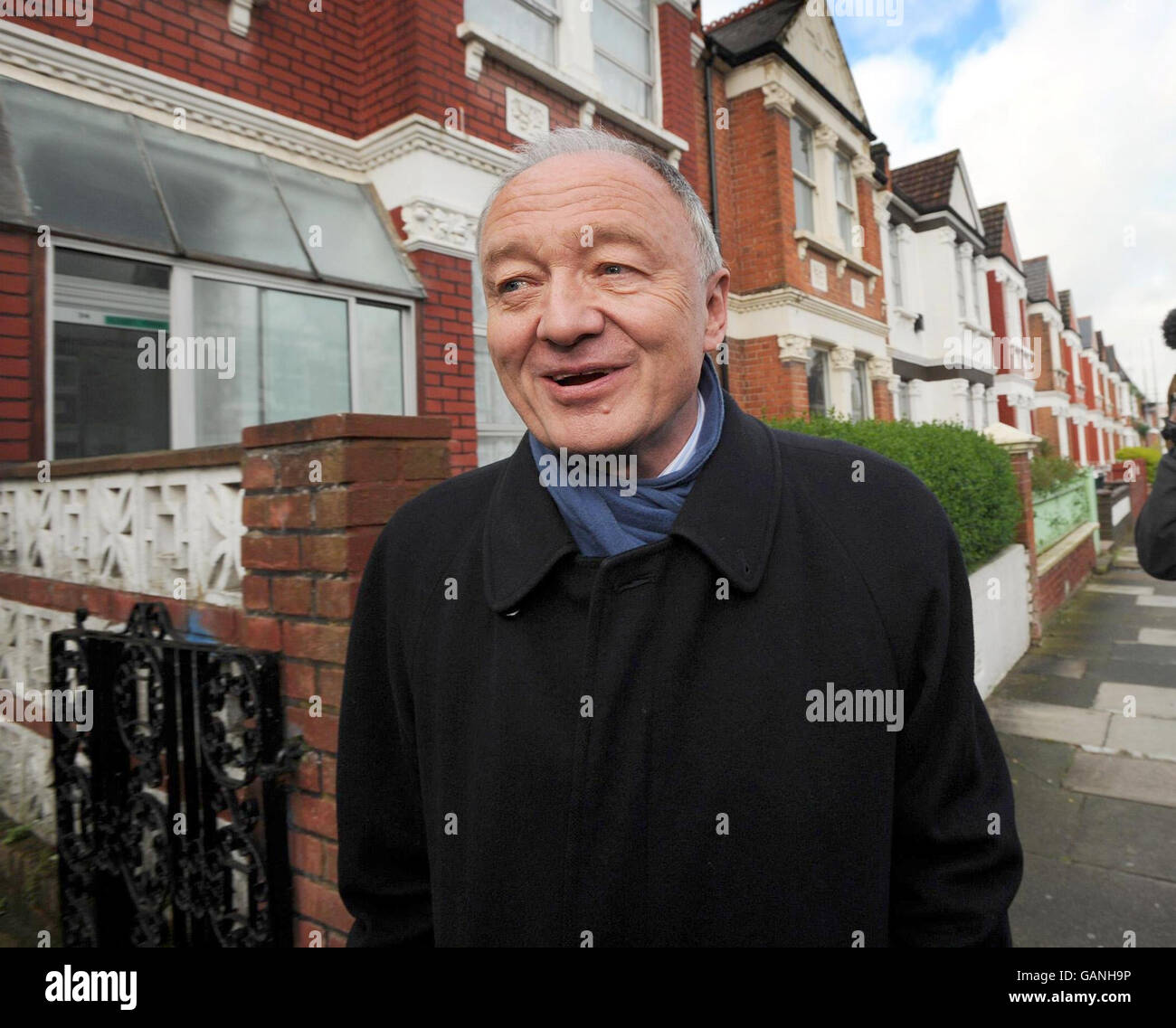 Current Mayor of London, Ken Livingstone, Leaves his home for a swim ...