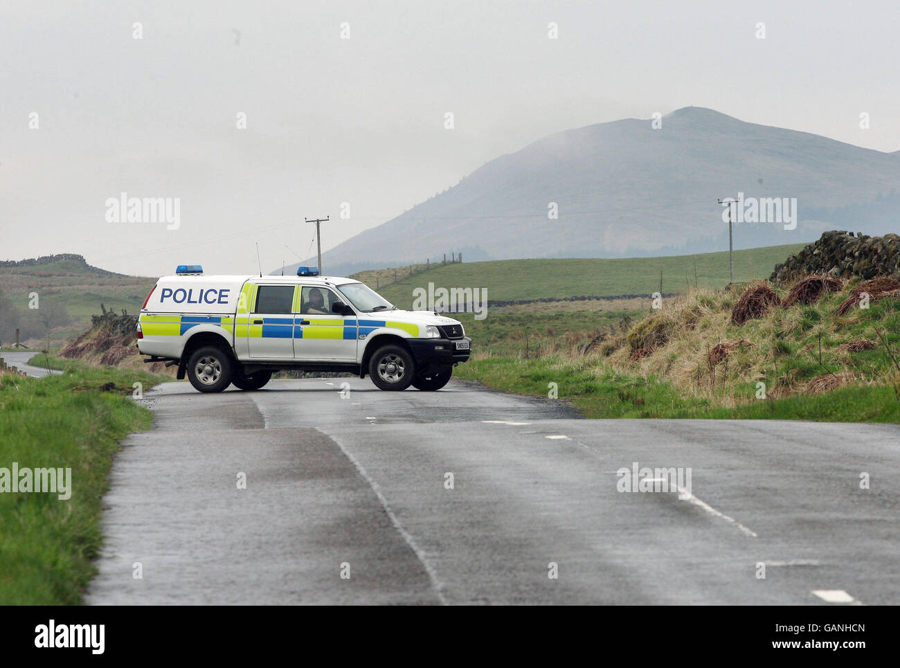 Police road blocks hi-res stock photography and images - Alamy