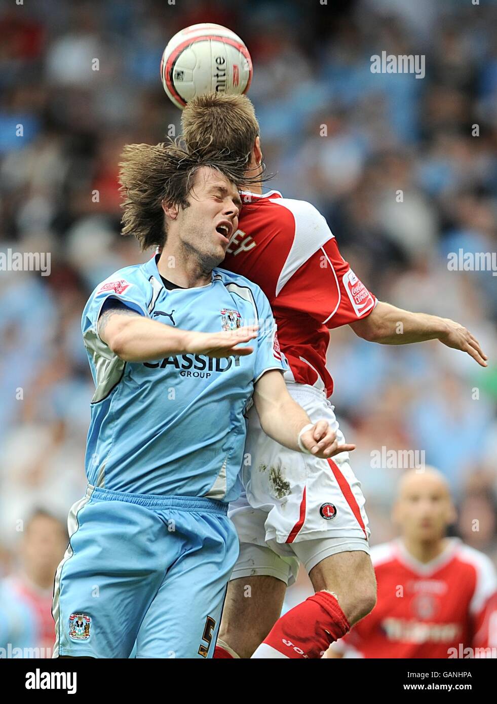 Charlton Athletic's Luke Varney and Coventry City's Elliott Ward (l ...