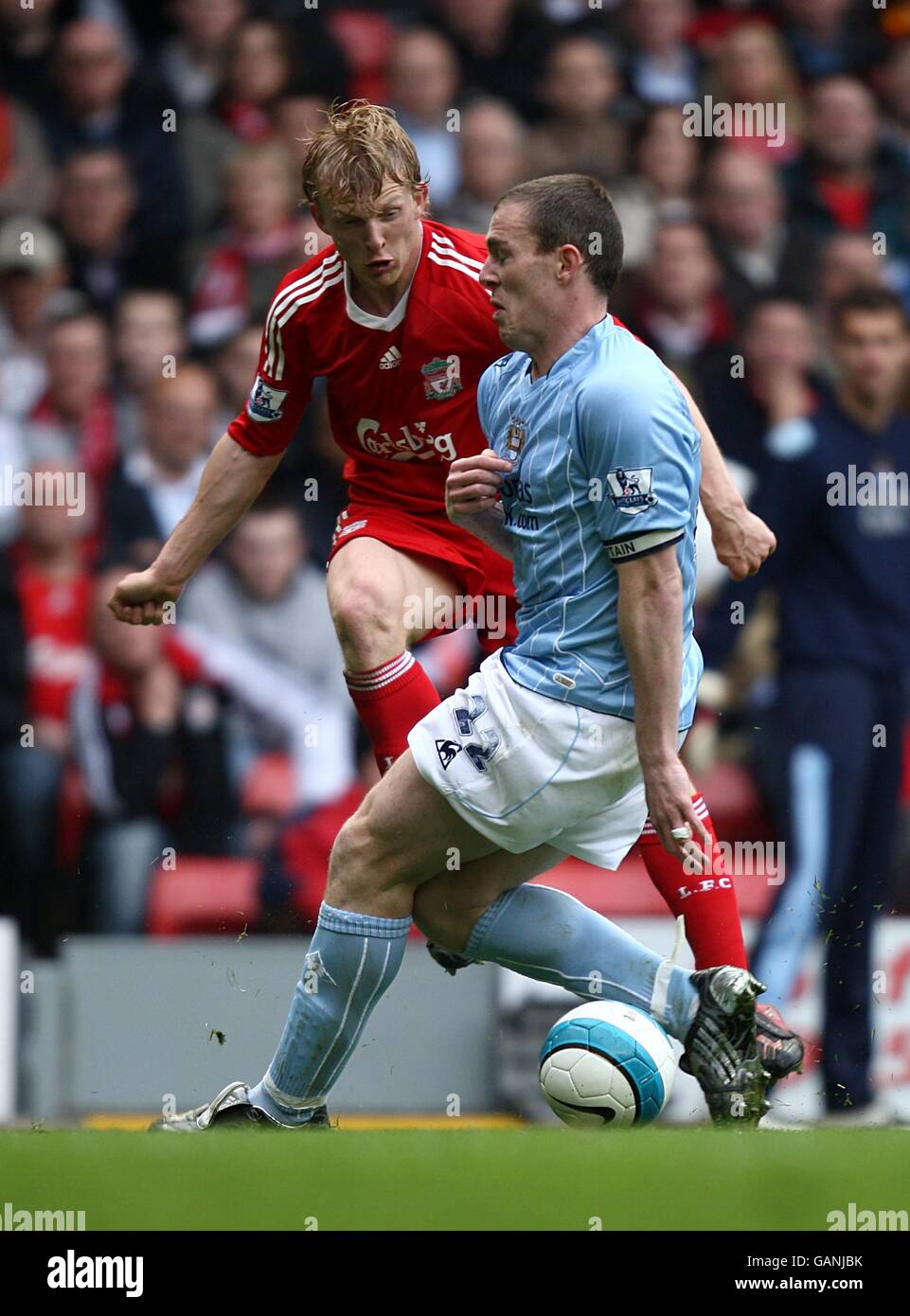 Dirk kuyt manchester city hi-res stock photography and images - Alamy