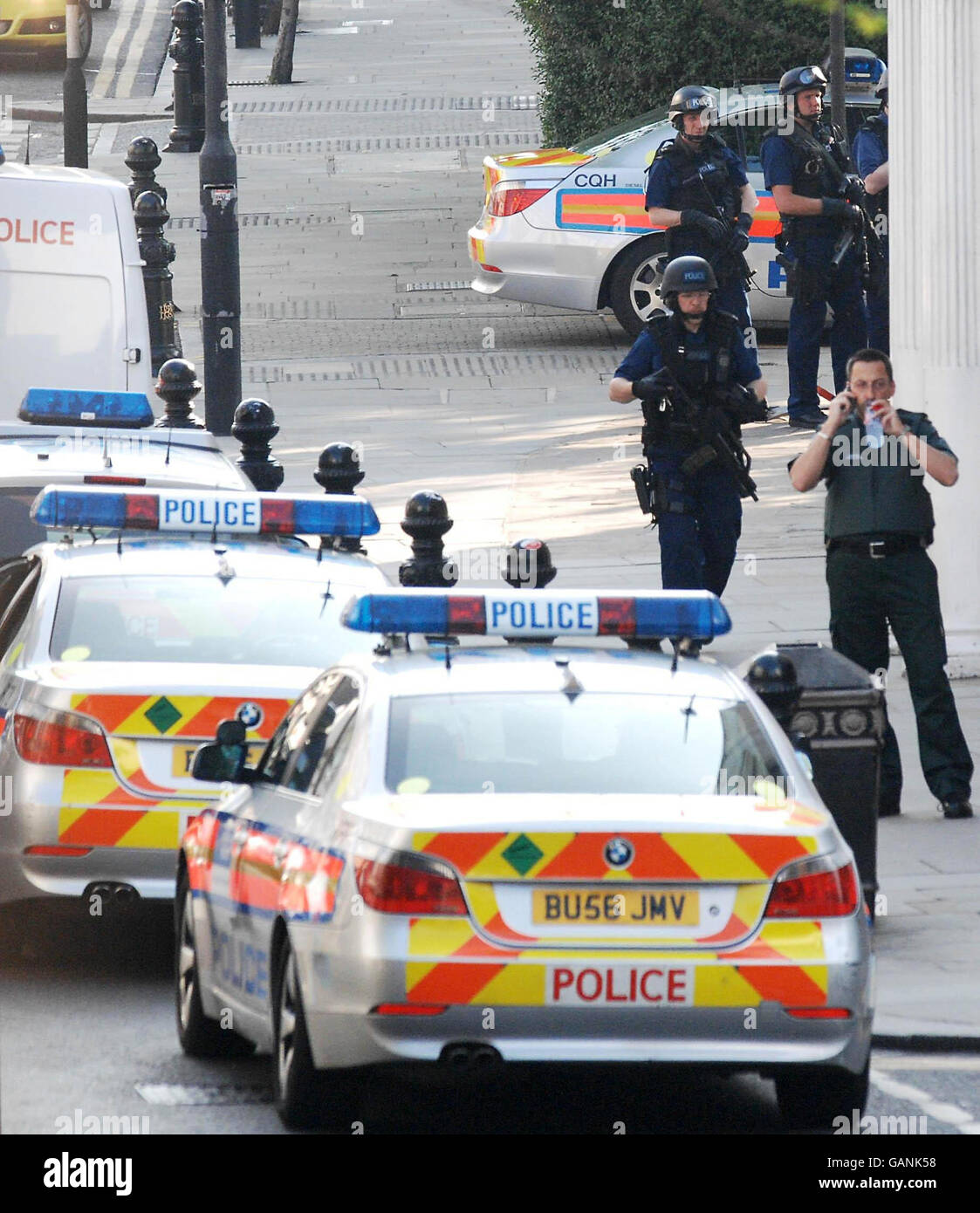 Armed police officers on kings road in central london hi-res stock ...