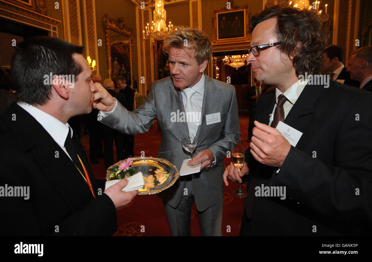 Celebrity chefs Gordon Ramsay (centre) and Hugh Fearnley-Whitingstall ...