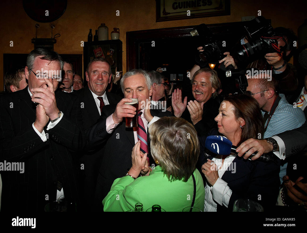 Irish Pm Bertie Ahern High Resolution Stock Photography and Images - Alamy