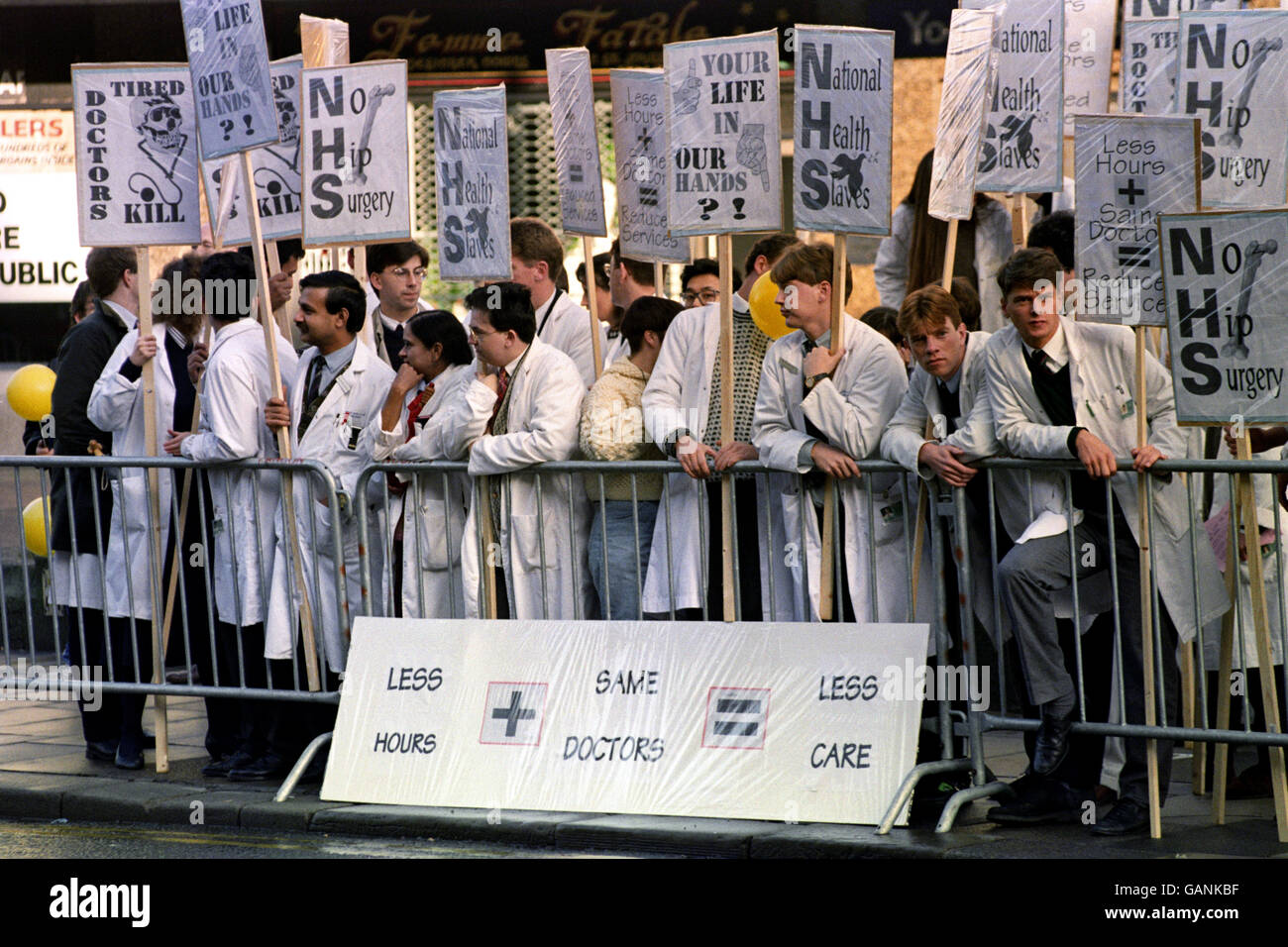 Protest - Doctors and NHS Staff Stock Photo - Alamy