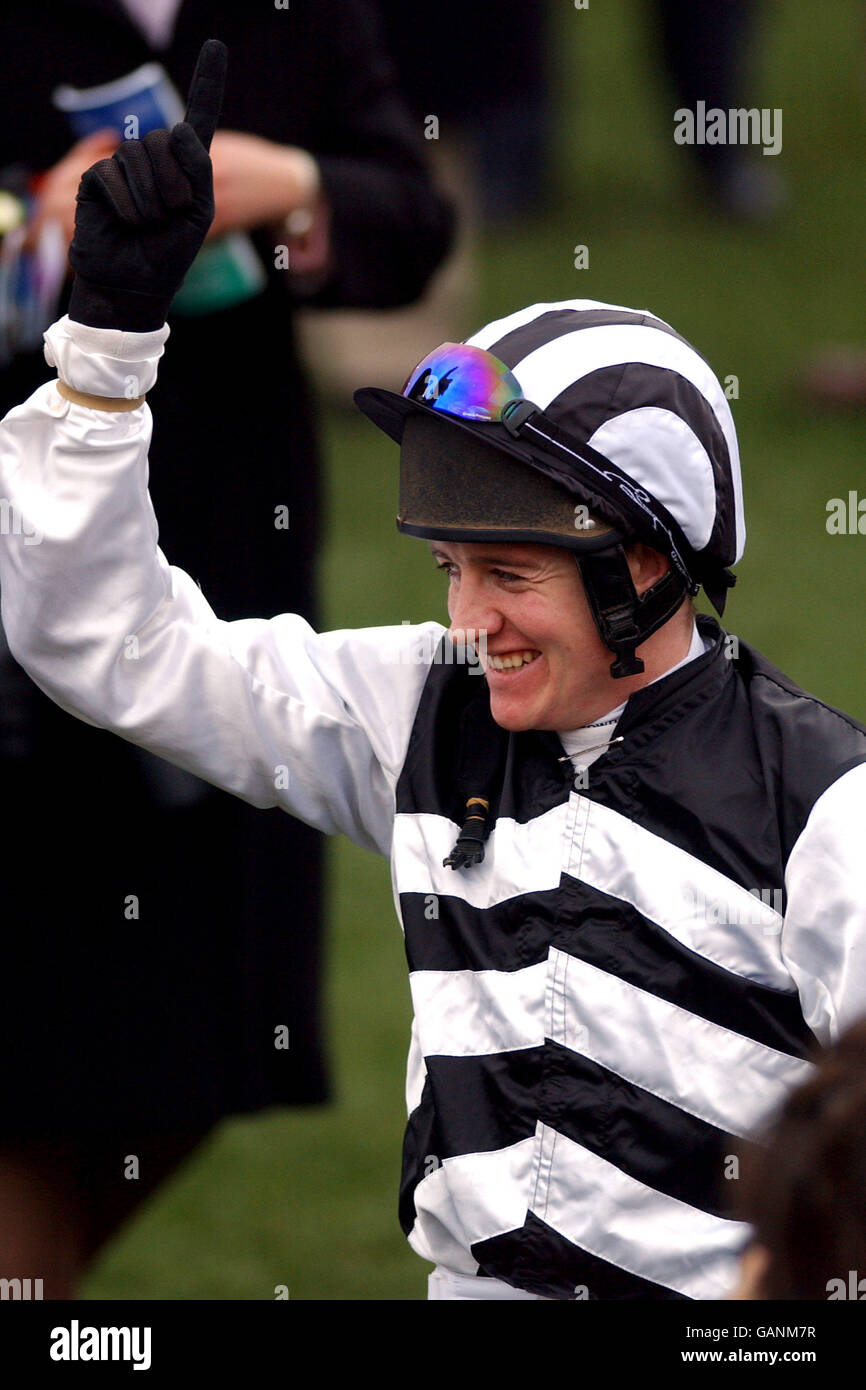 Horse Racing - Cheltenham Festival 2003. Barry Geraghty on Moscow Flyer ...