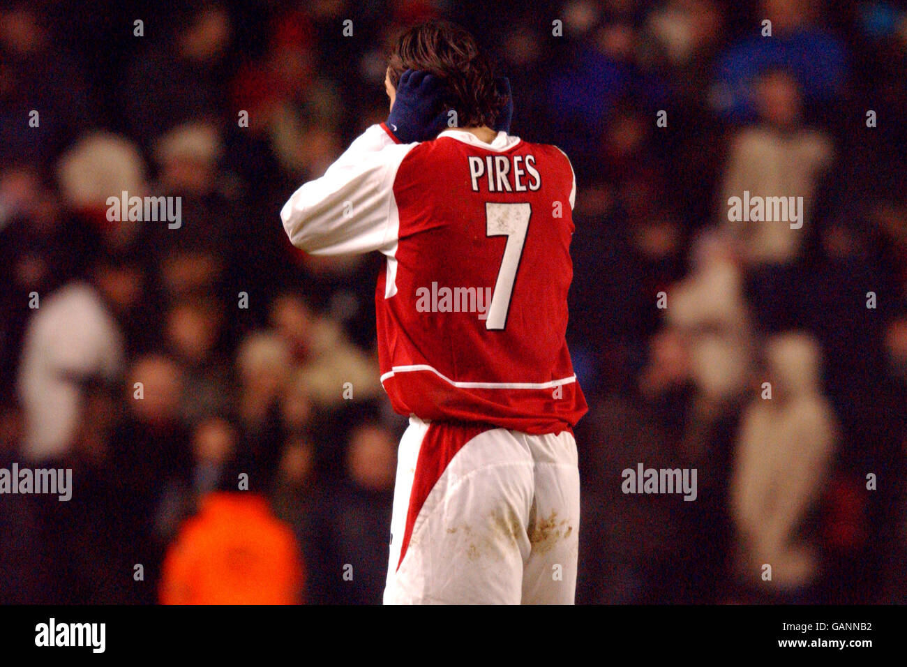 Robert Pires Arsenal Wallpaper