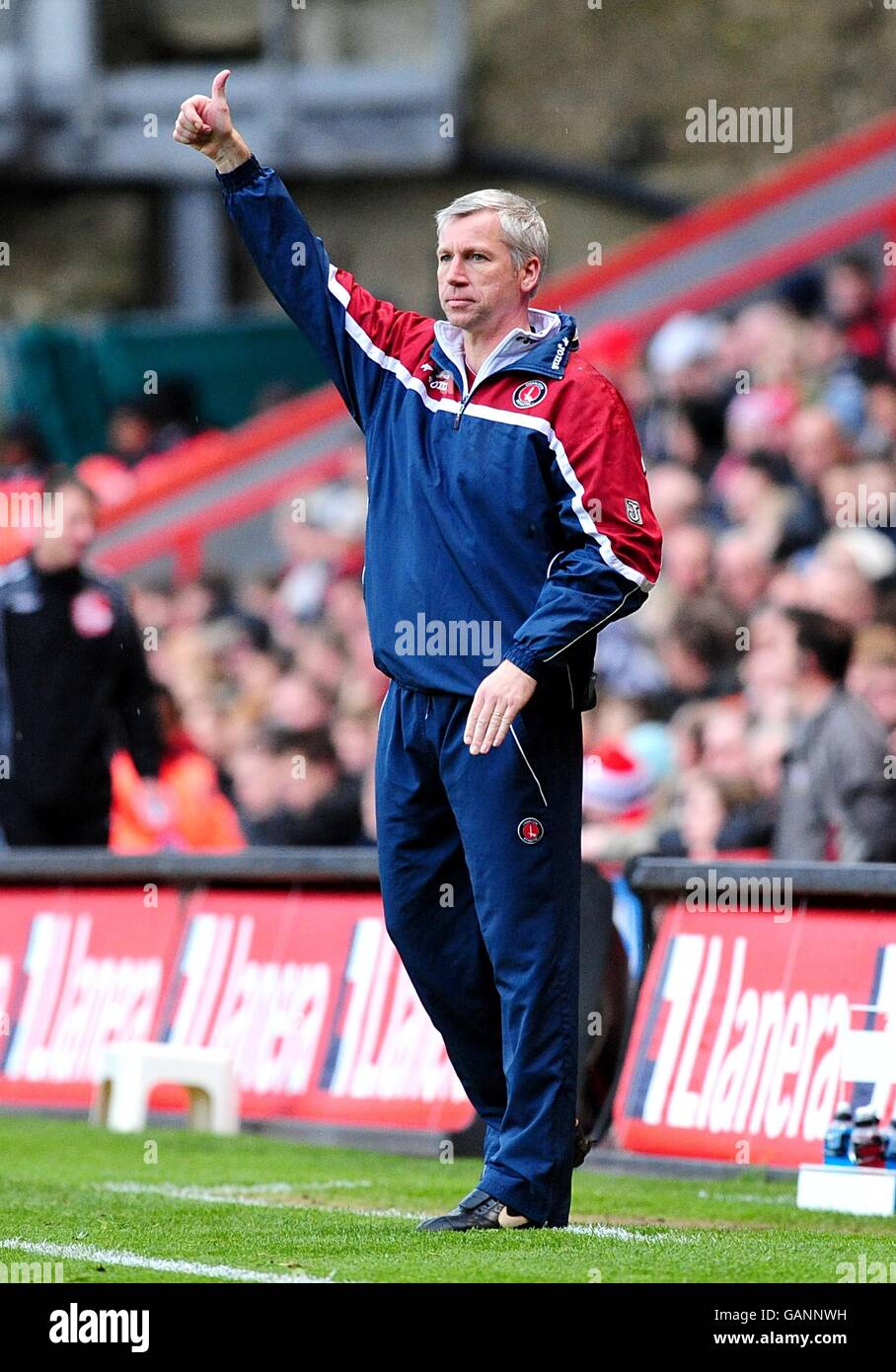 Soccer - Coca-Cola Football League Championship - Charlton Athletic v ...