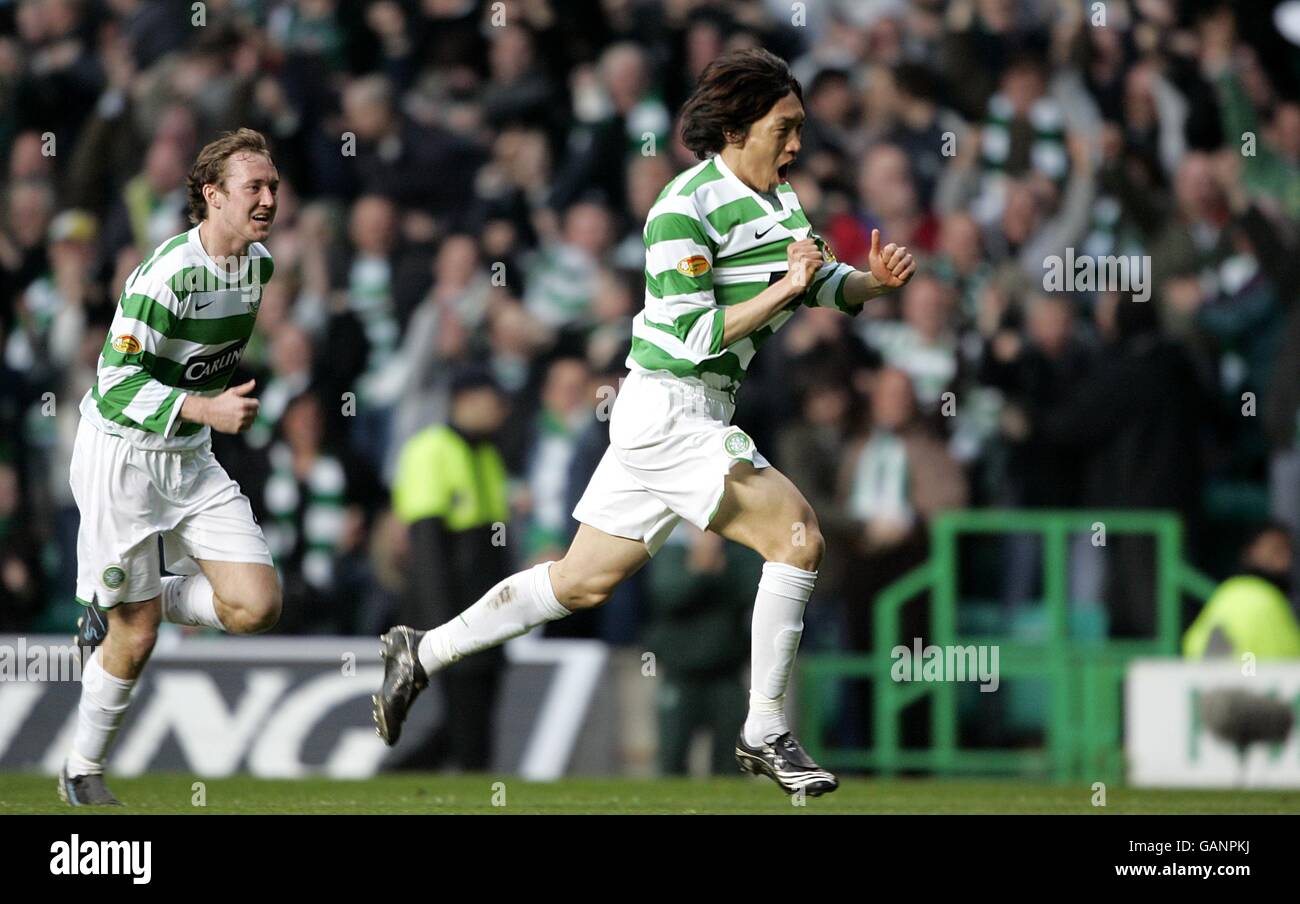 Celtics shunsuke nakamura celebrates after scoring the opening goal hi ...