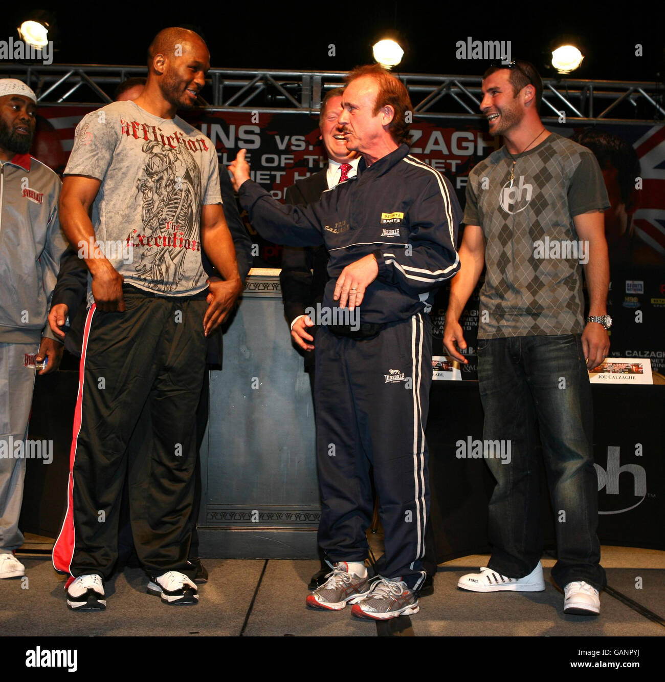 Boxer Bernard Hopkins (left), Joe Calzaghe (right) and his father and ...