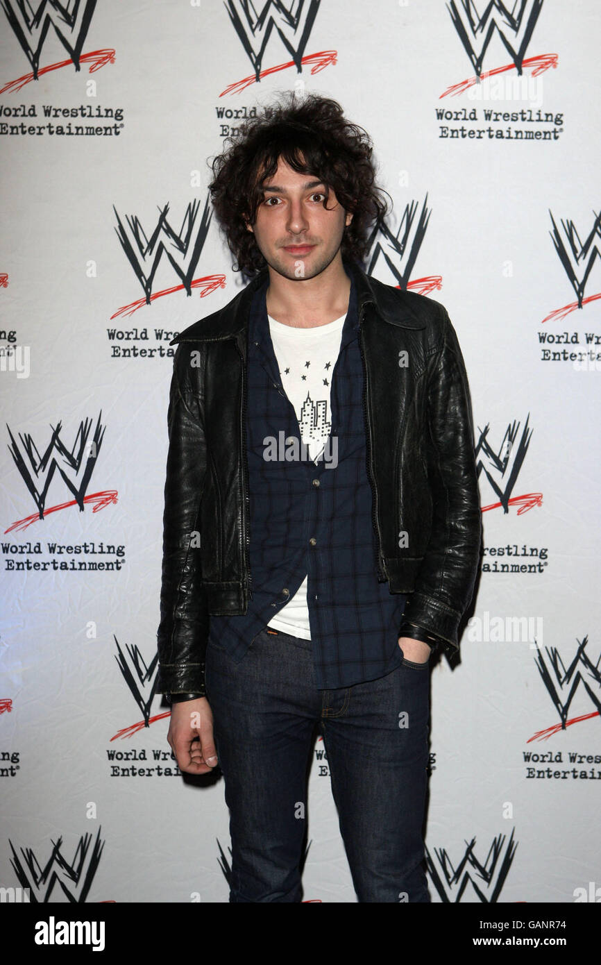 Alex zane wwe wrestlemania revenge tour show 02 arena hi-res stock ...