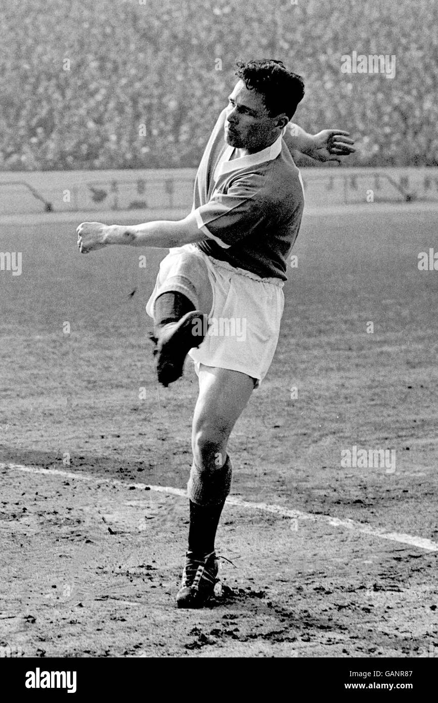 Chelsea v blackpool Black and White Stock Photos & Images - Alamy