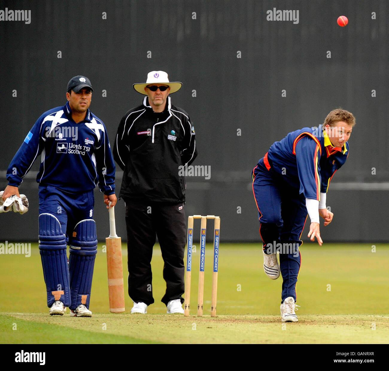 Mcc cap hi-res stock photography and images - Alamy