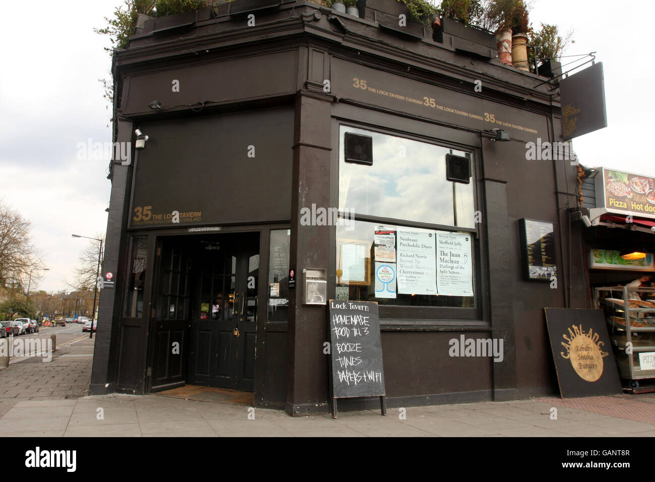 A general view of the lock tavern in camden hi-res stock photography ...