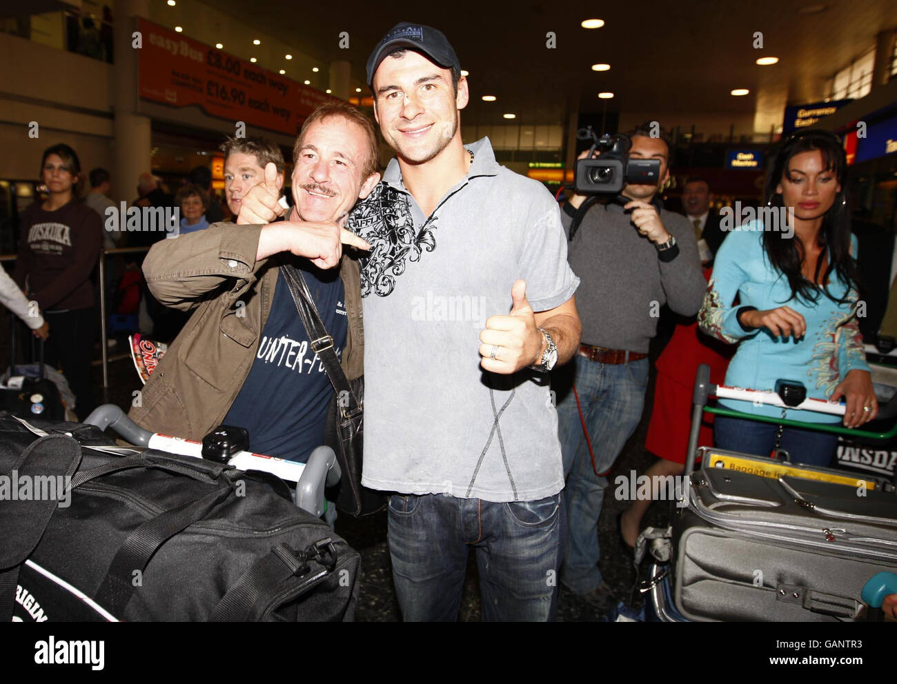 Boxing boxer thumbs up hi-res stock photography and images - Alamy