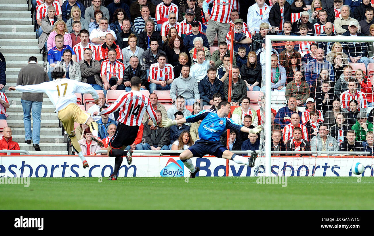 Middlesbrough's Tuncay Sanli scores his sides first goal of the game ...