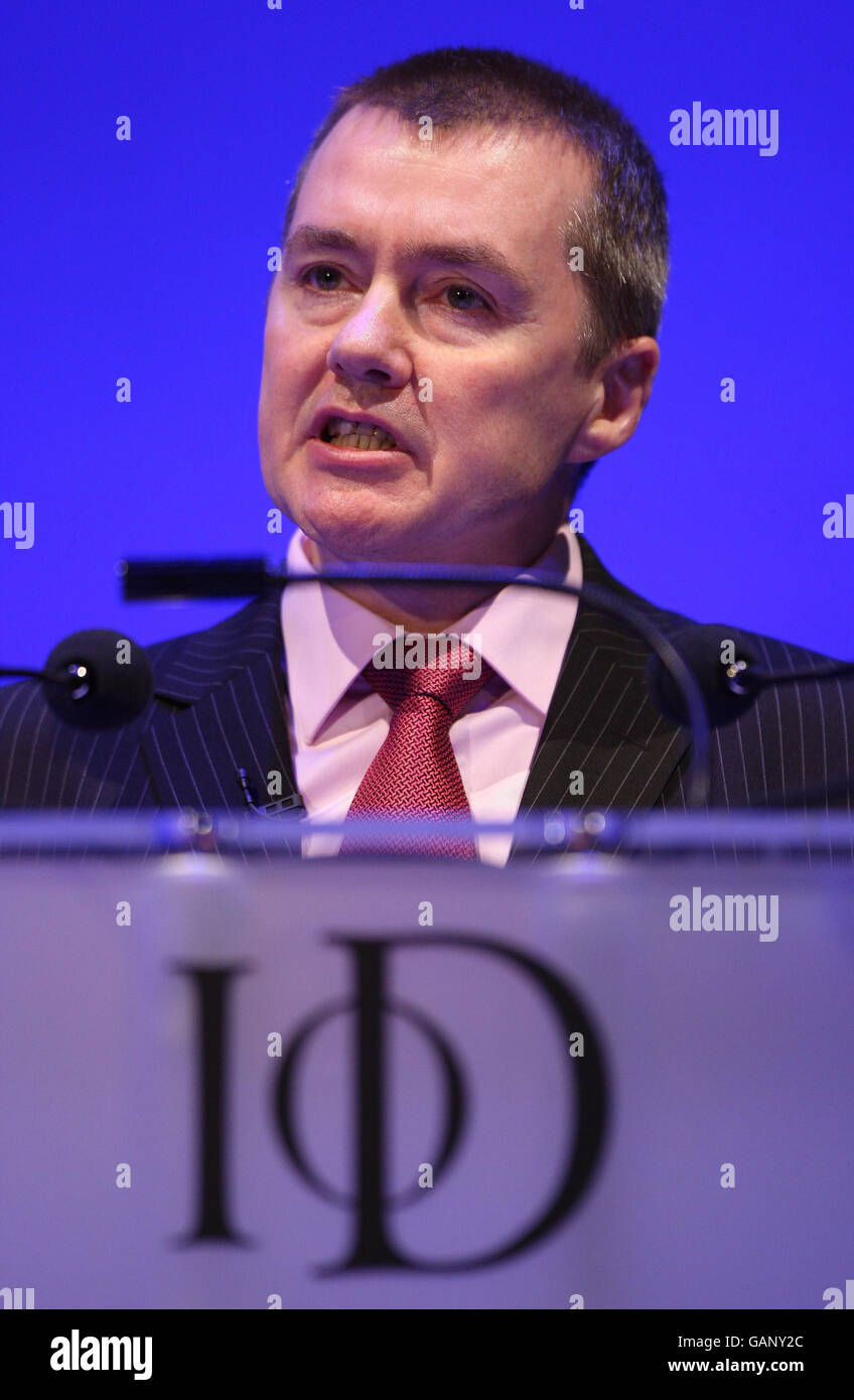 Royal apology hi-res stock photography and images - Alamy