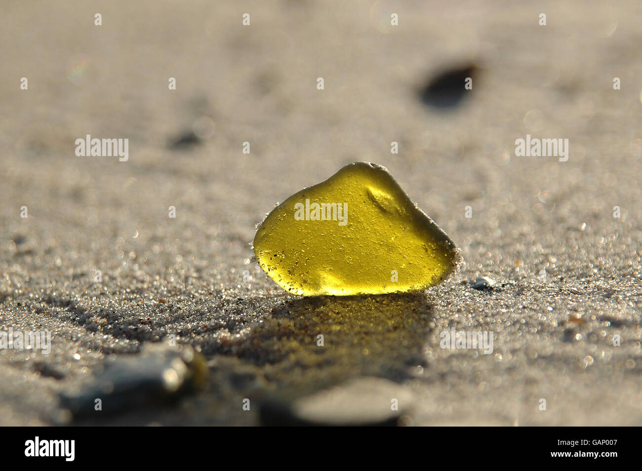Glass fragment hi-res stock photography and images - Alamy