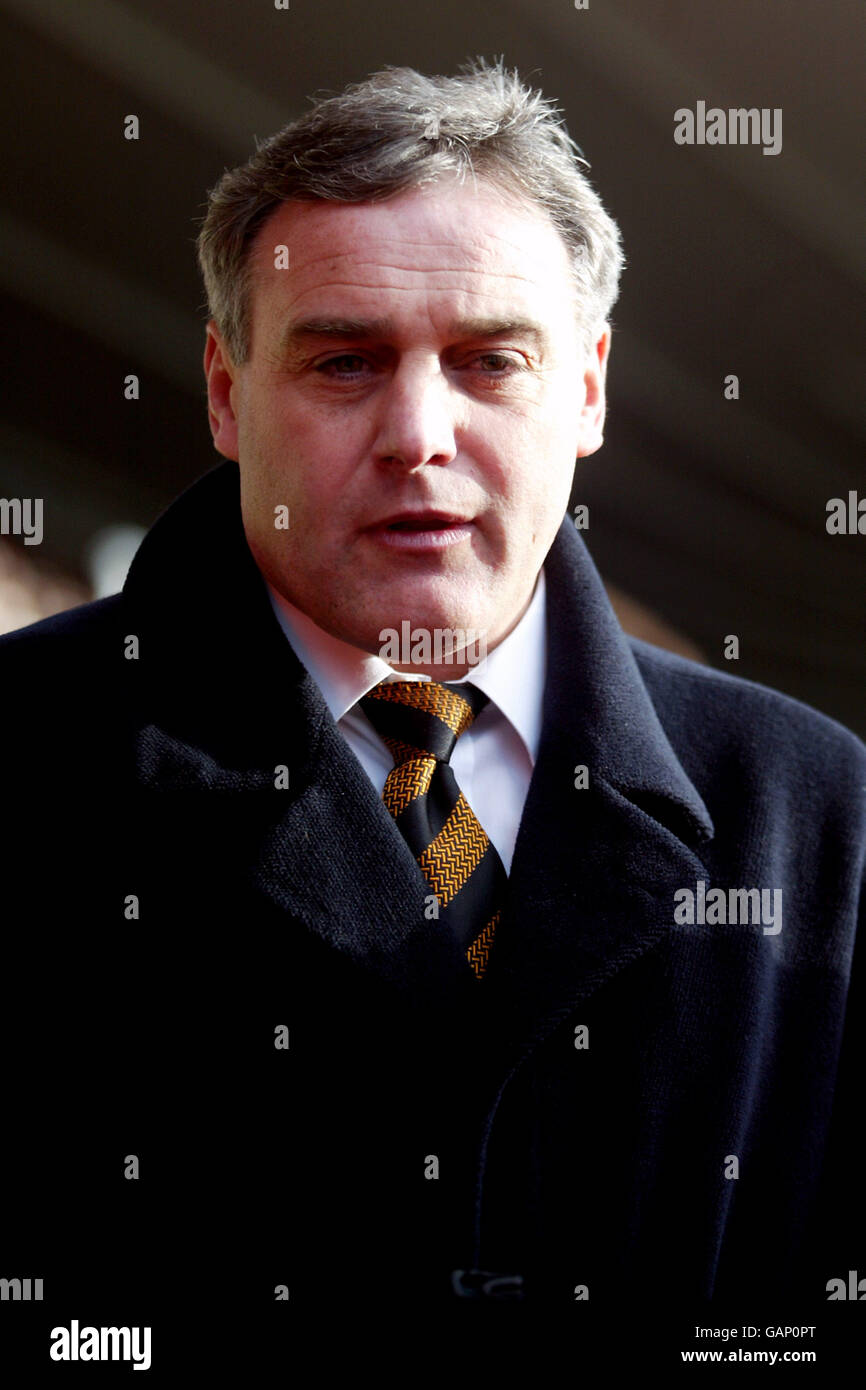 Wolverhampton wanderers manager dave jones hi-res stock photography and ...