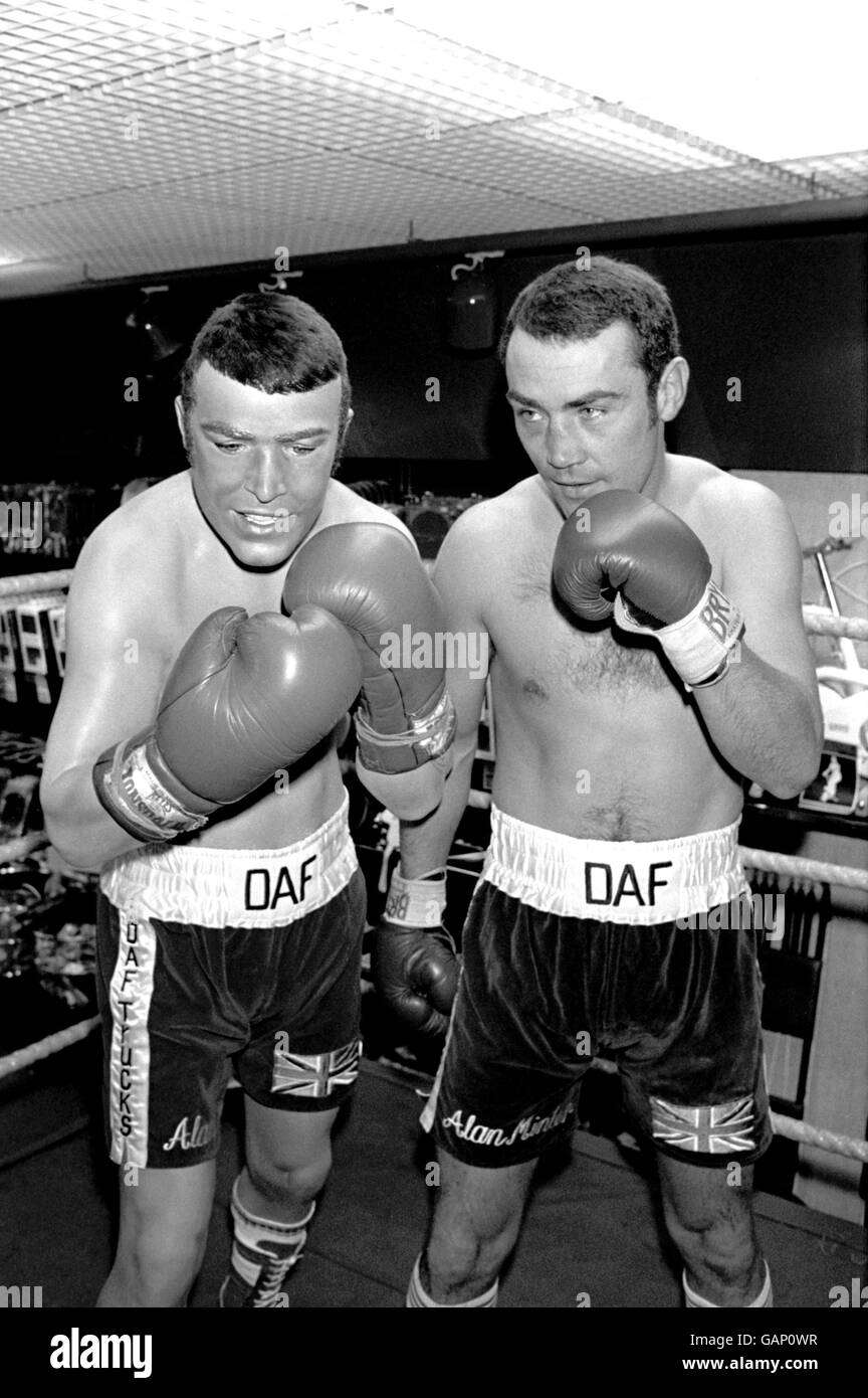 Boxing - Madame Tussaud's Stock Photo - Alamy